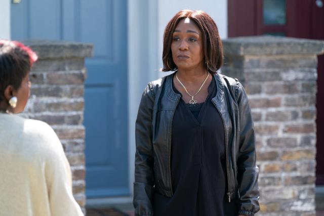 SHOCKING NEWS!!! EastEnders' Diane Parish pays sweet tribute after co ...